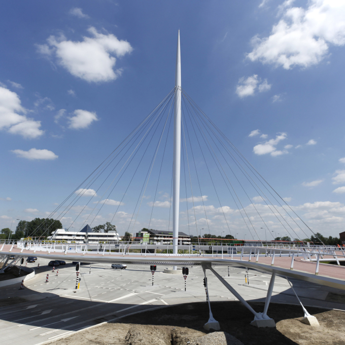 The Dutch Have Built an Elevated Roundabout Just for Bikes - We Love ...